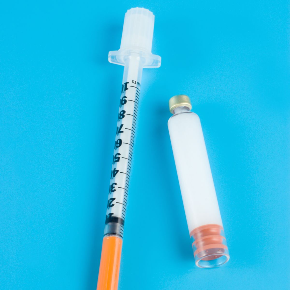 What is bolus insulin, and how does it work?